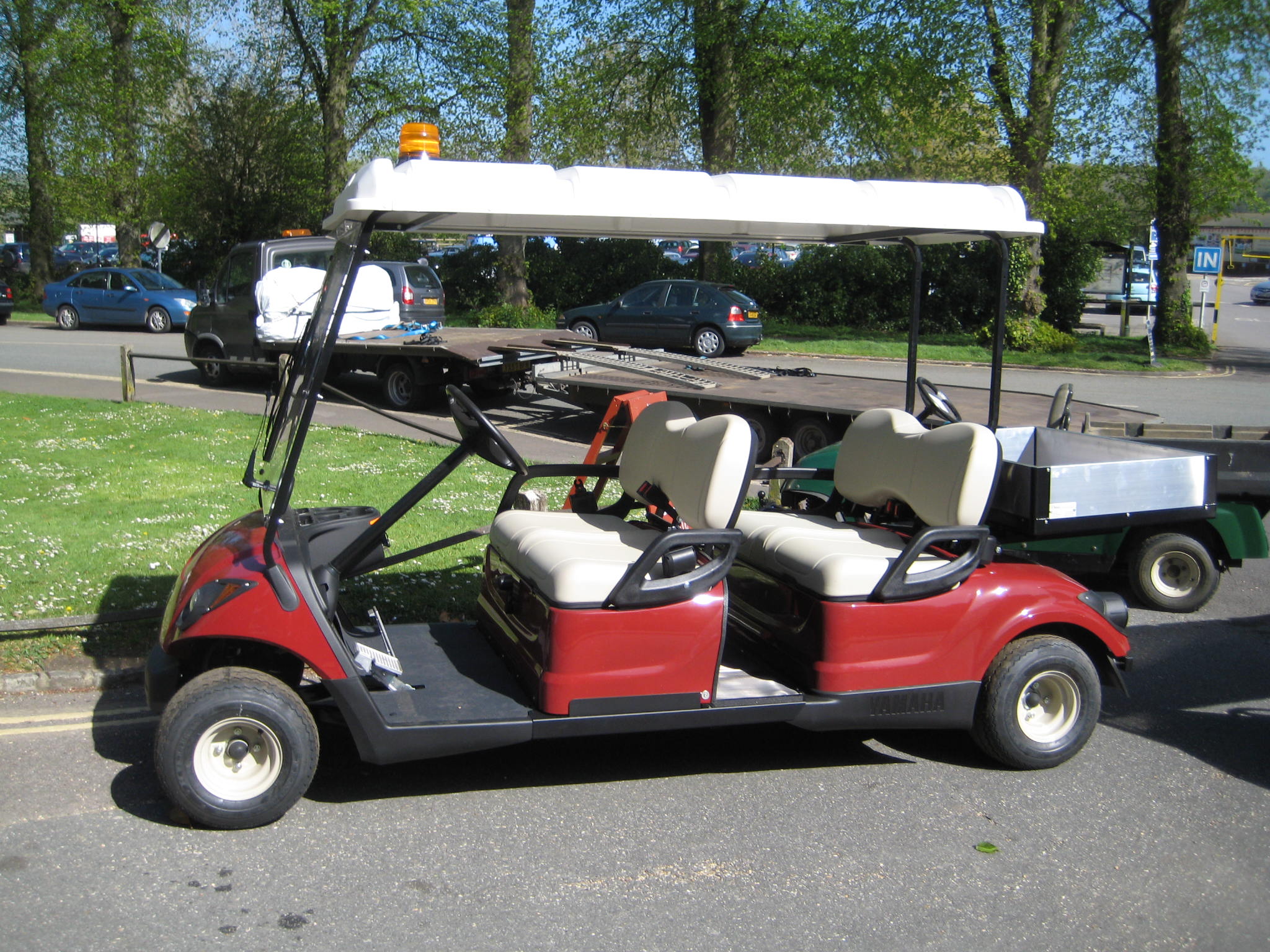 Shuttle People Carriers